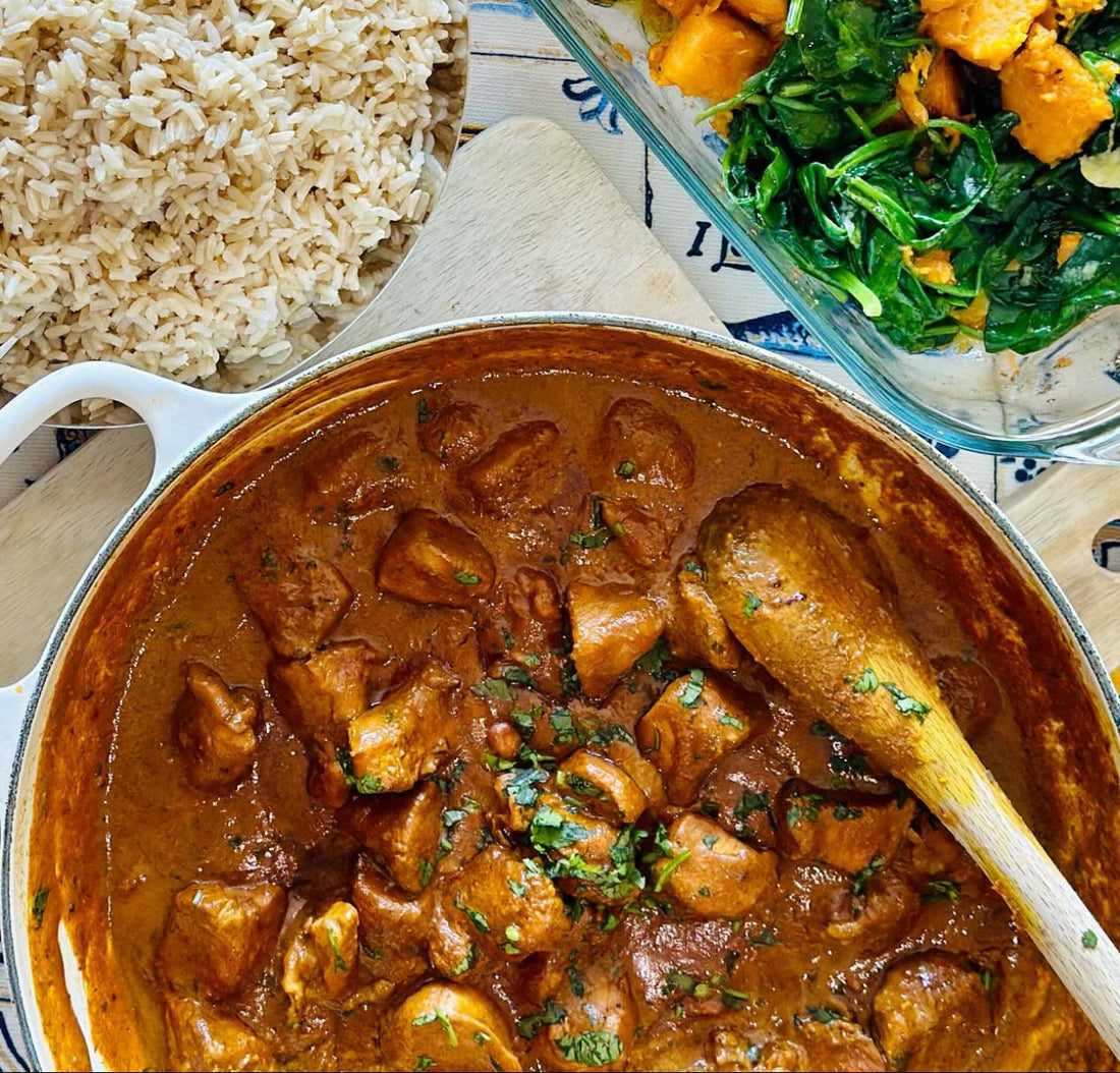 Easy Chicken Korma Curry Recipe | Mild Creamy Indian Curry in 30 ...